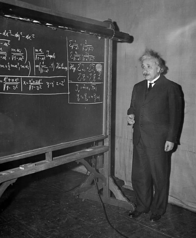 How did Albert Einstein develop “independent critical thinking”? How ...